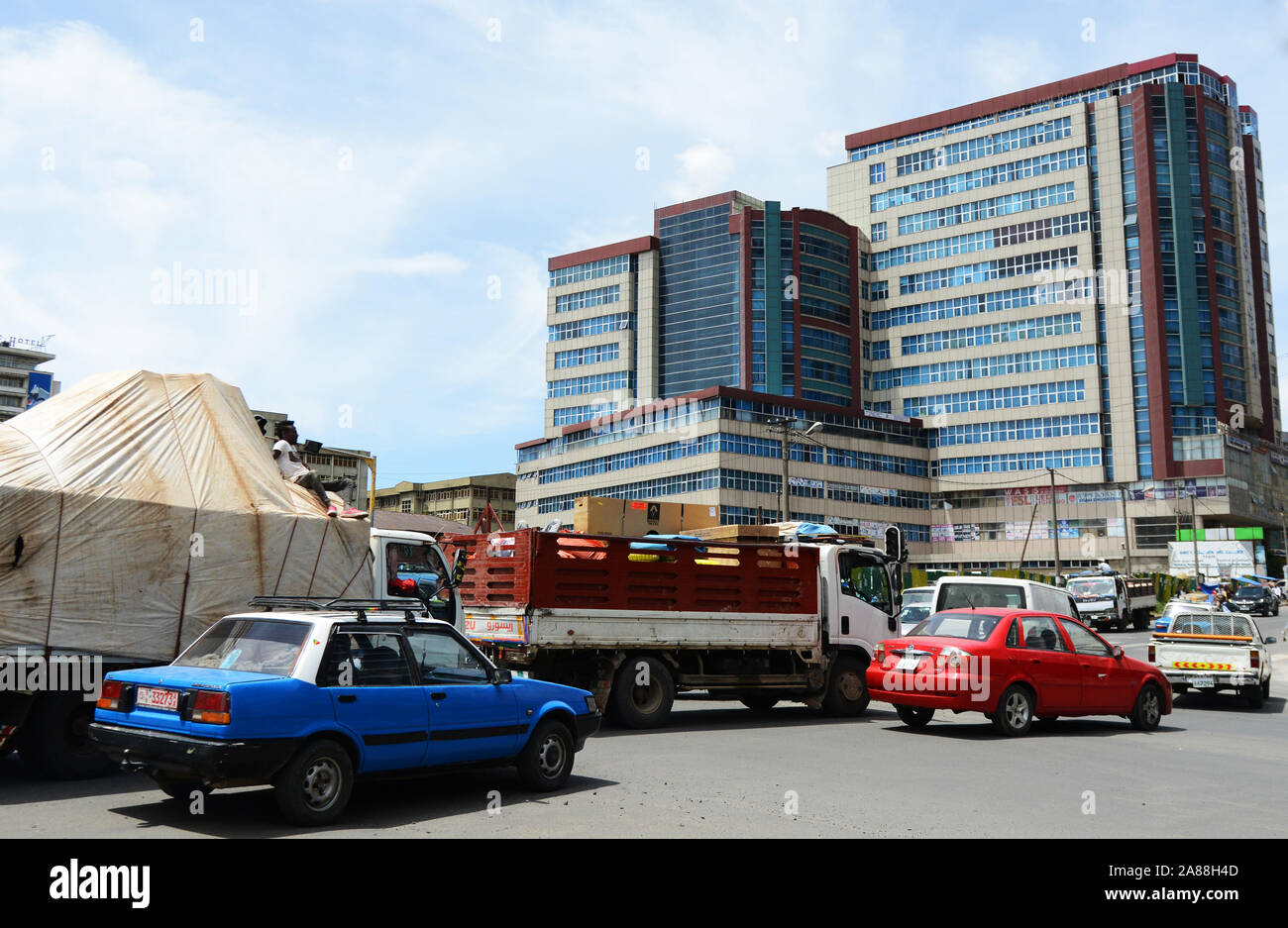 Addis ababa ethiopia traffic hi-res stock photography and images - Alamy