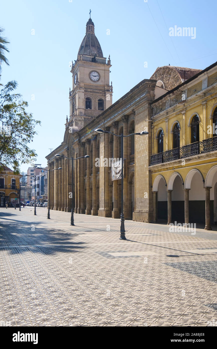 Colonial style buildings on 14 de Septiembre Square with the ...