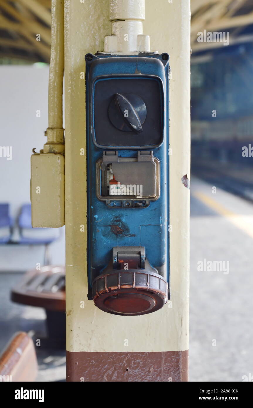 railway electrification system for diesel electric locomotive in train ...