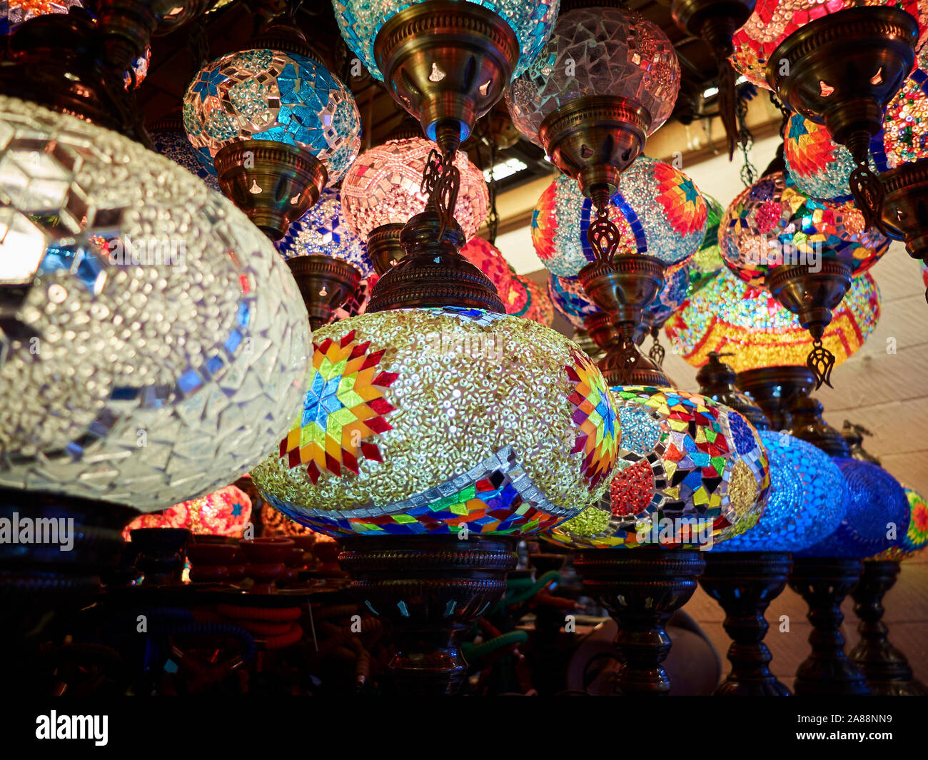 Traditional arabic style multi-colored hanging lanterns Stock Photo - Alamy