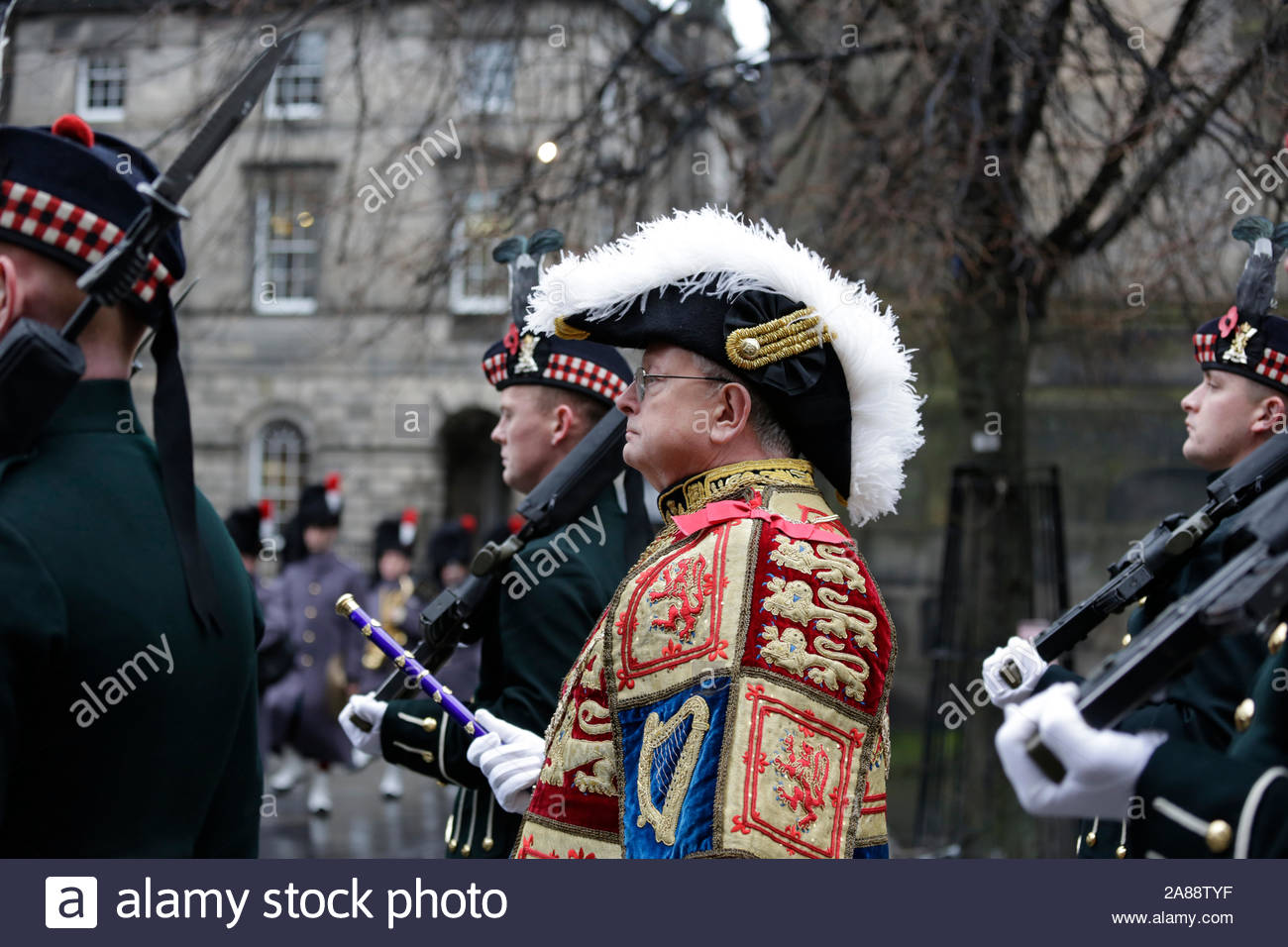 Scottish guard regiment edinburgh scotland hi-res stock photography and ...