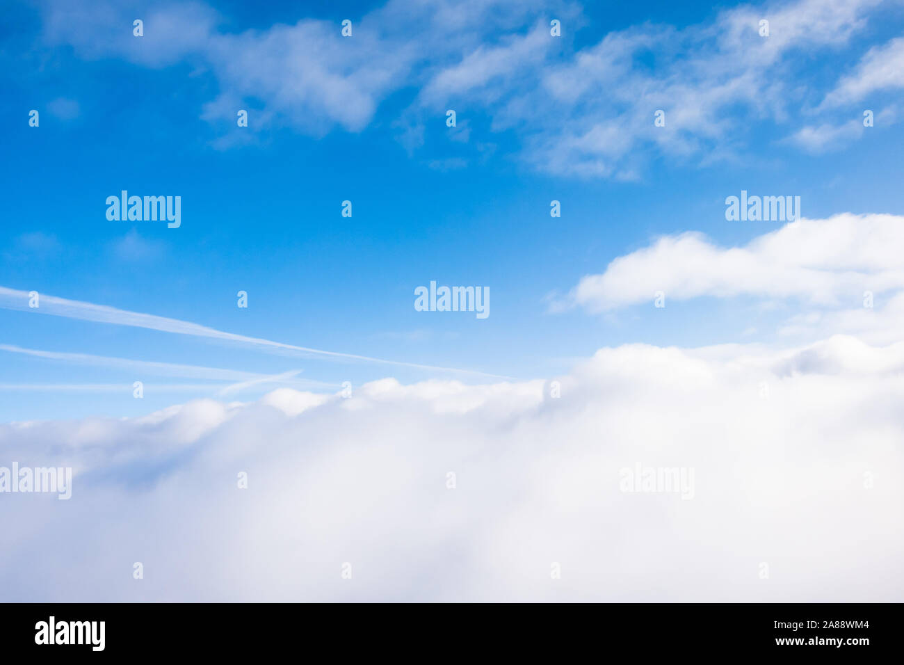 Clear sky above the cloud cover hi-res stock photography and images - Alamy