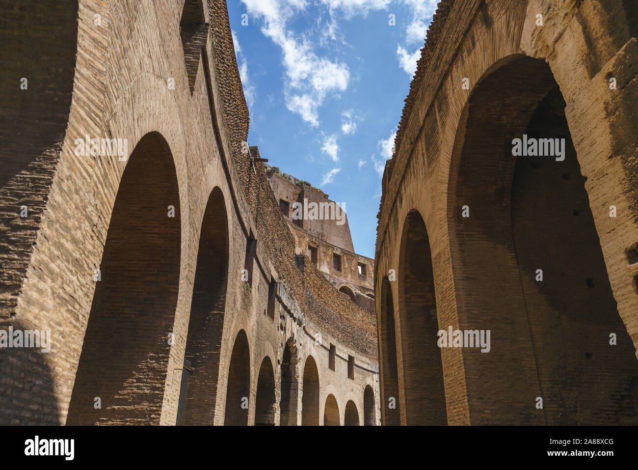 Sculpture inside colosseum rome hi-res stock photography and images - Alamy