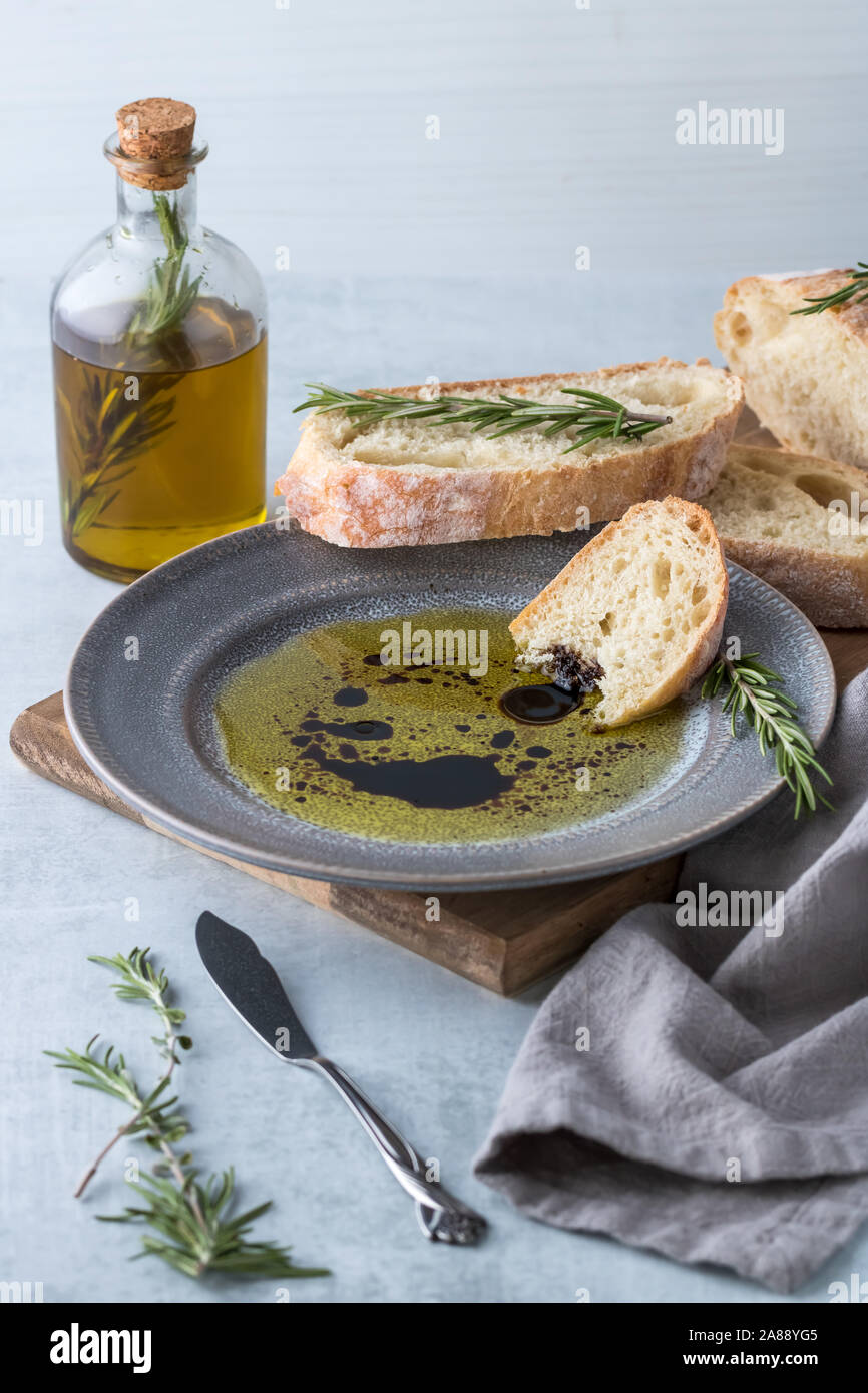 Balsamic vinegar and oil dip Stock Photo - Alamy