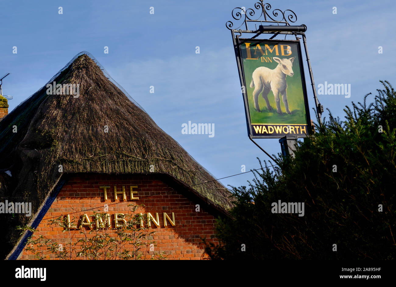 Lamb inn hi-res stock photography and images - Alamy