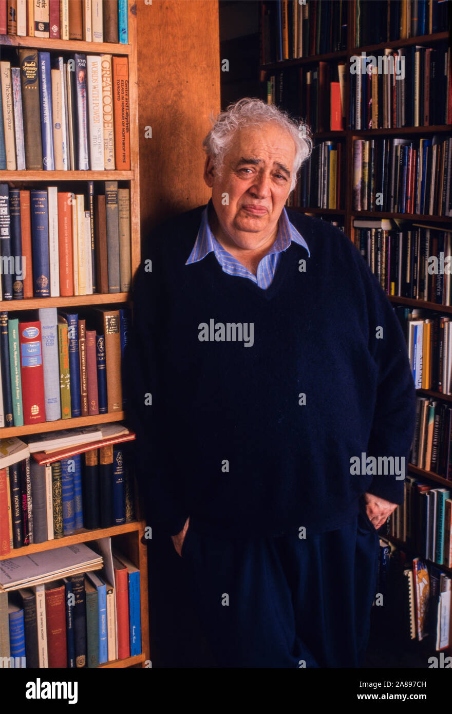 Harold bloom hi-res stock photography and images - Alamy