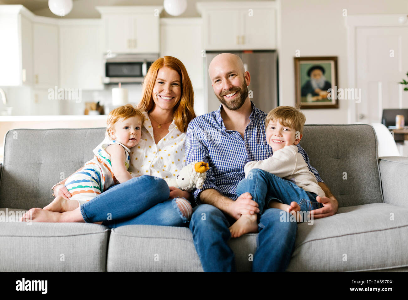 Family four people 12 years hi-res stock photography and images - Alamy