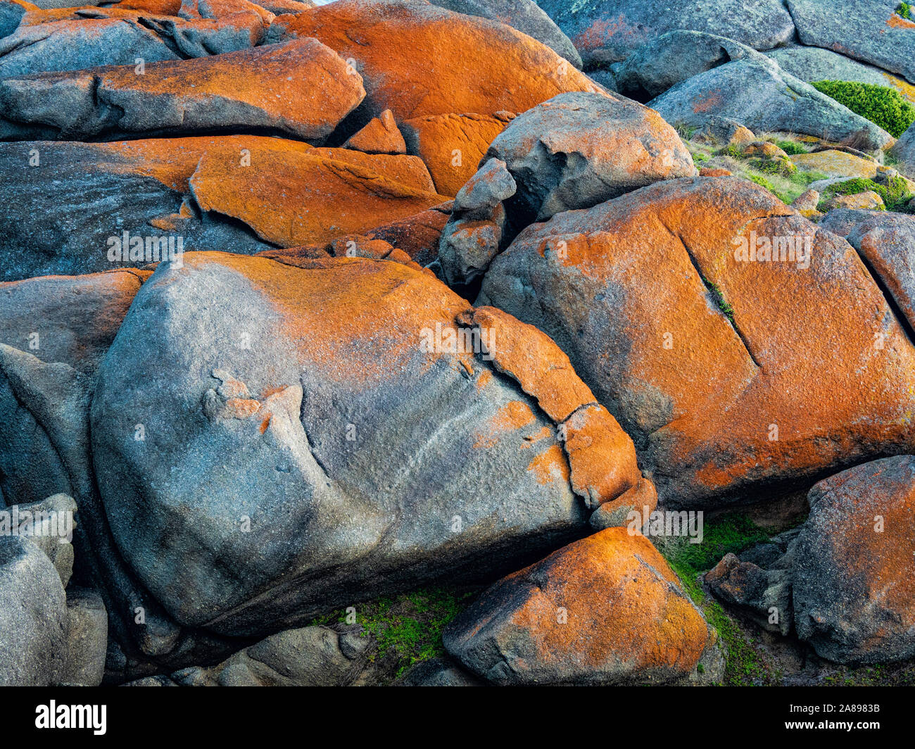 Grey granite rocks hi-res stock photography and images - Alamy