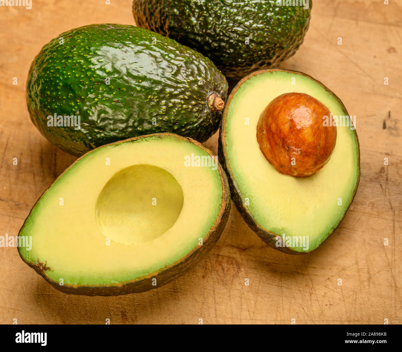 Avocados small hi-res stock photography and images - Alamy