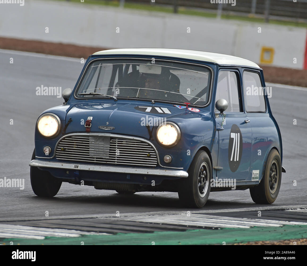 Dan lewis hi-res stock photography and images - Alamy