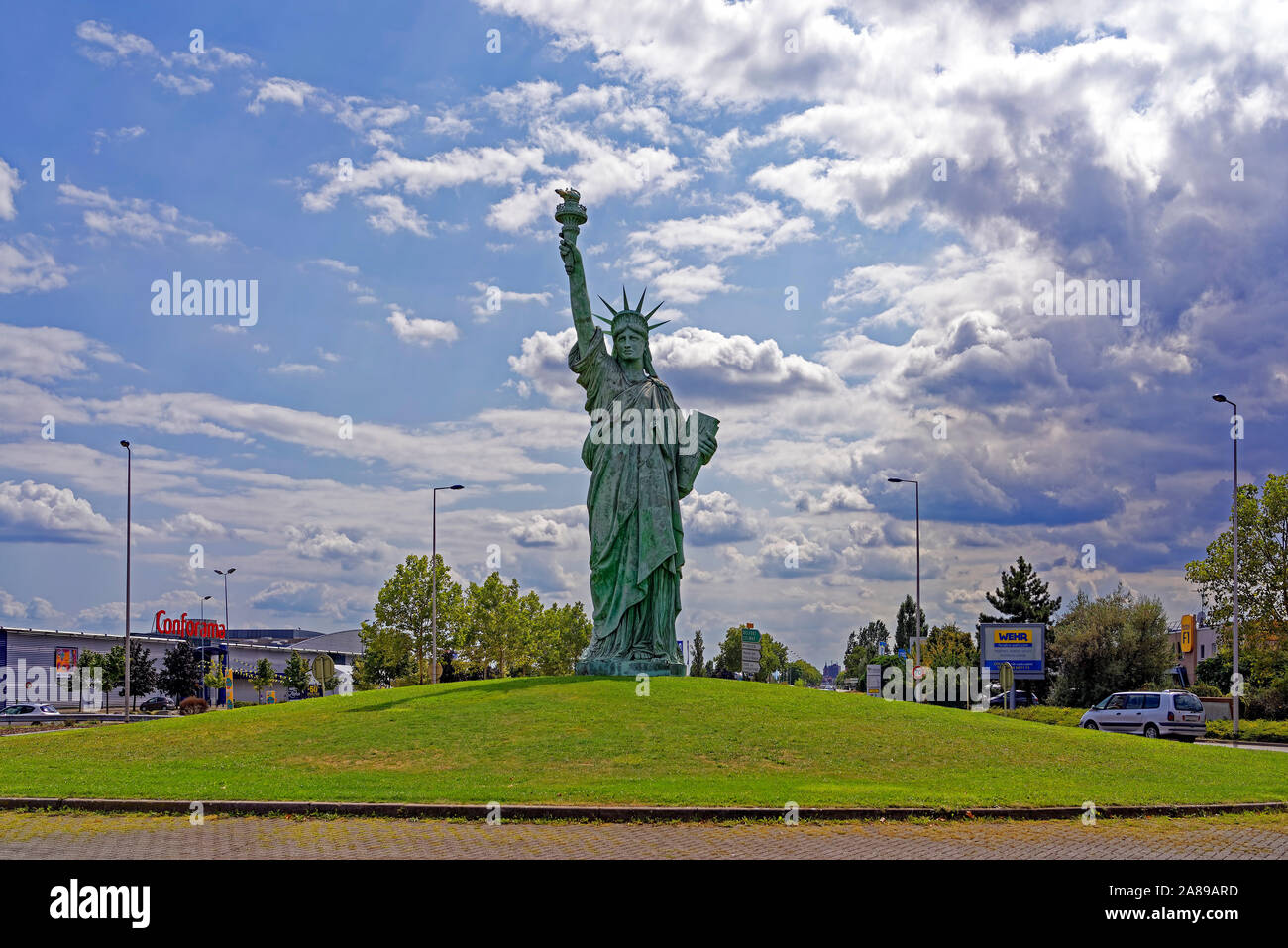 Freiheitsstatue, Statue De La Liberté de Colmar Stock Photo - Alamy
