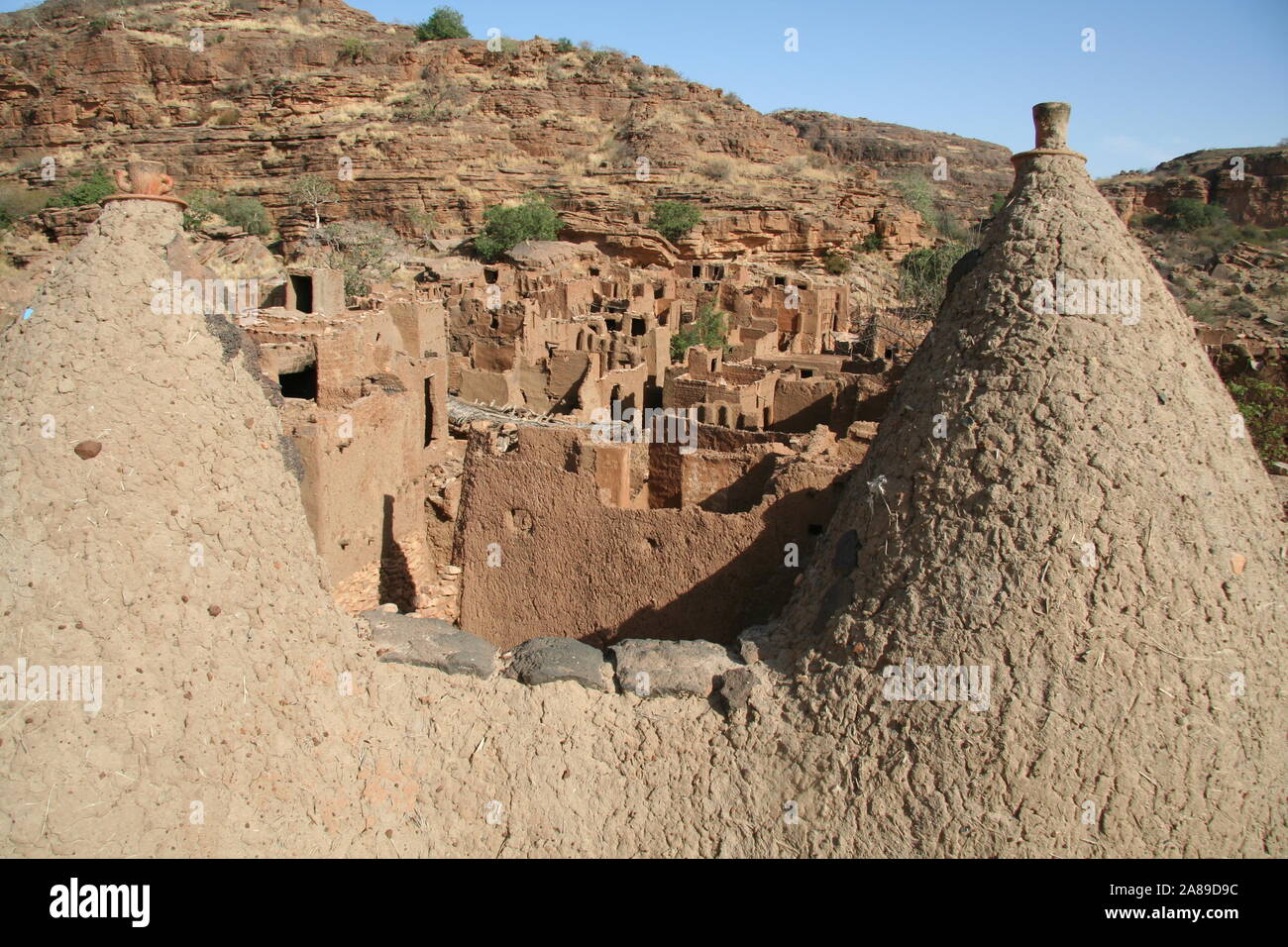 Dogon country : village of Makou (Pignari Stock Photo - Alamy