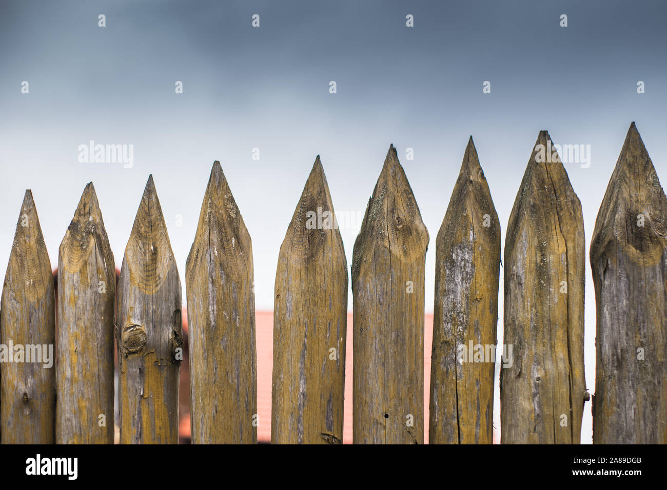 Grey palisade hi-res stock photography and images - Alamy