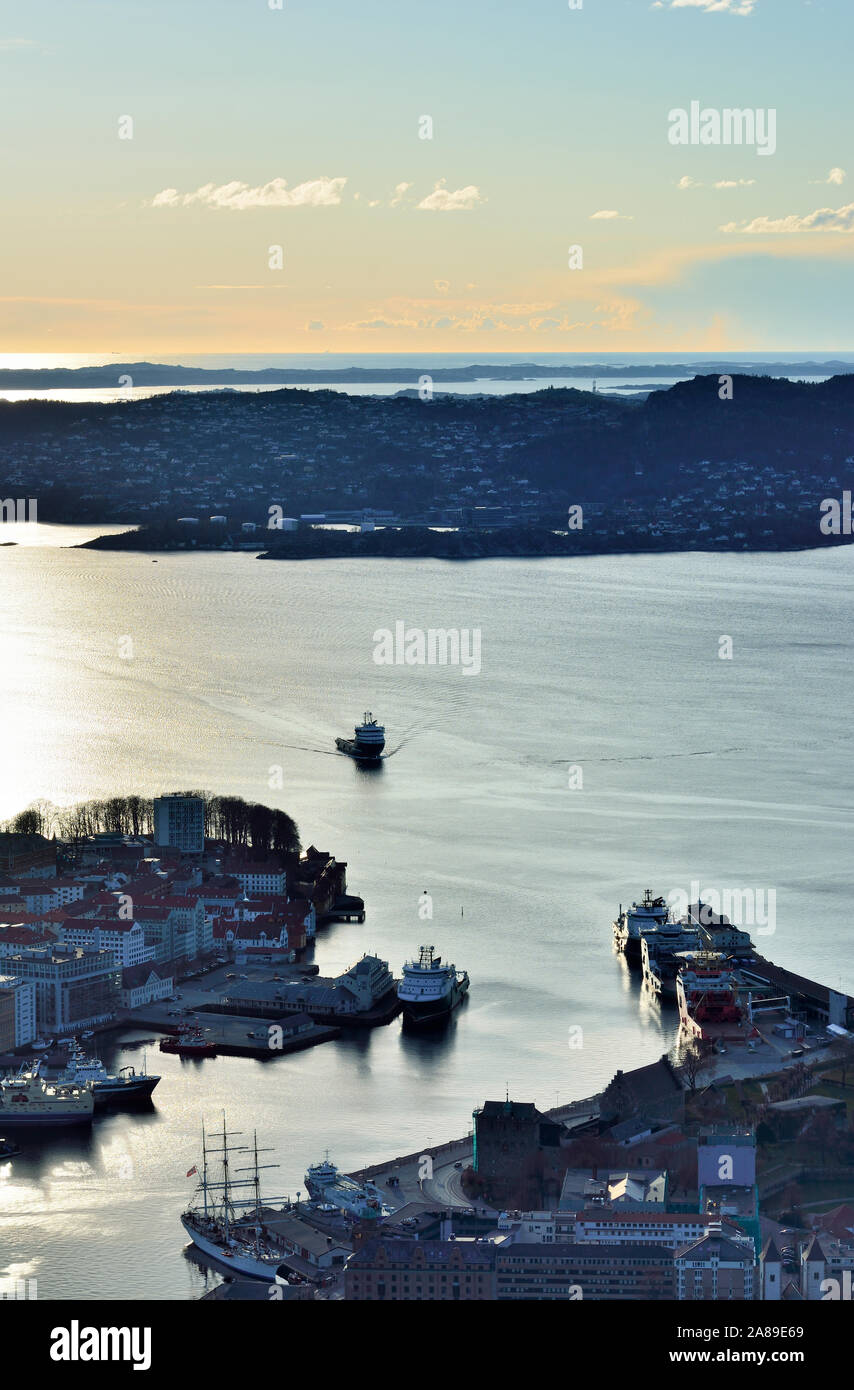 Bergen sunset norway hi-res stock photography and images - Alamy