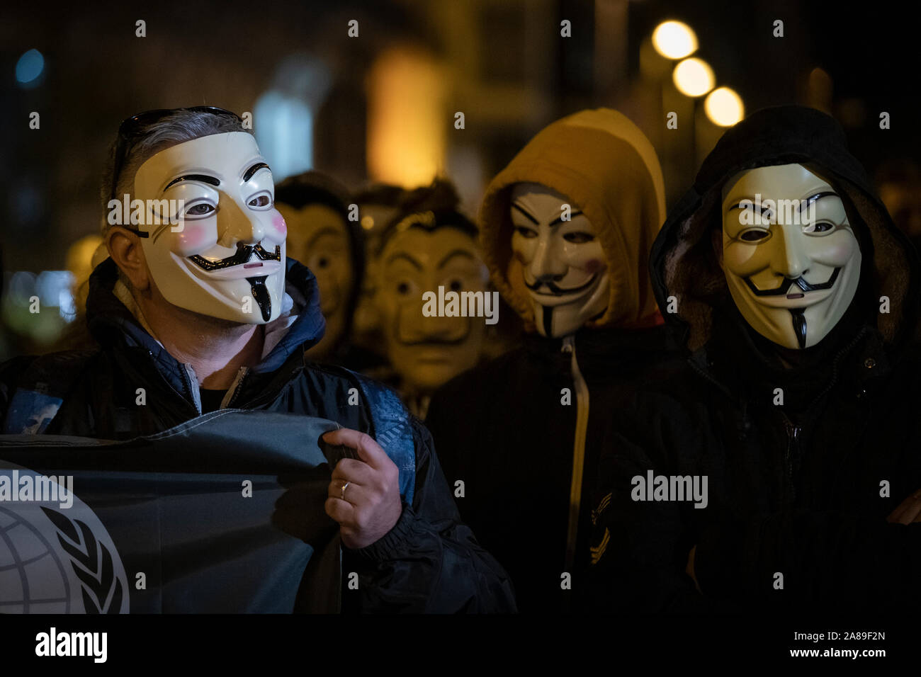 Anonymous portraits hi-res stock photography and images - Alamy