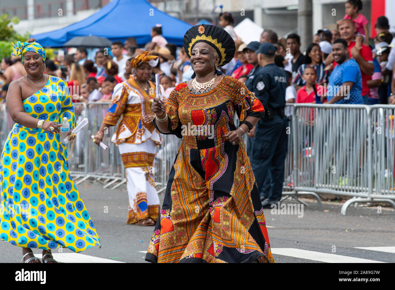 African Woman Traditional Dress High Resolution Stock Photography and ...