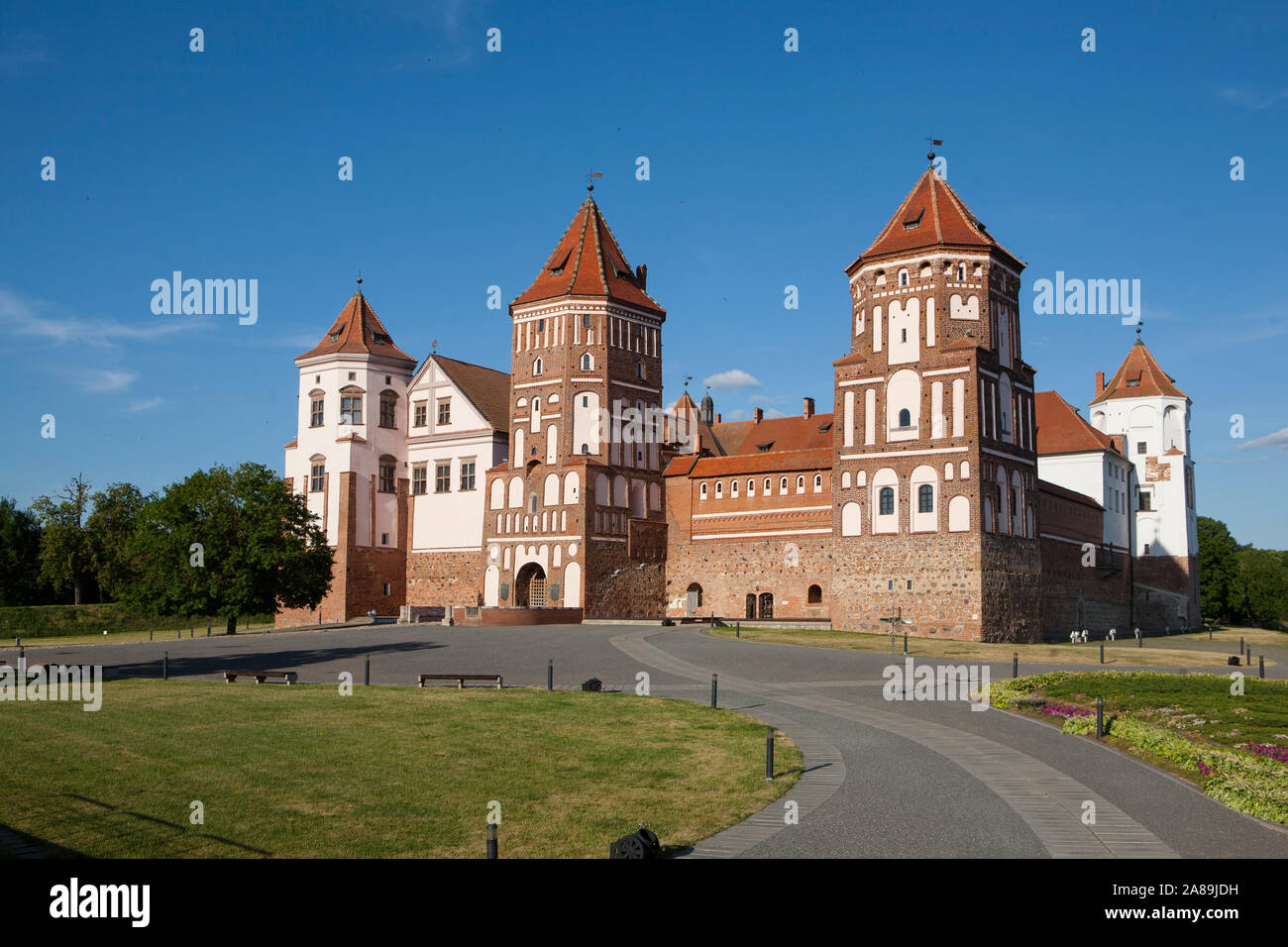 Belarus, Mir Castle, walls and towers Stock Photo - Alamy