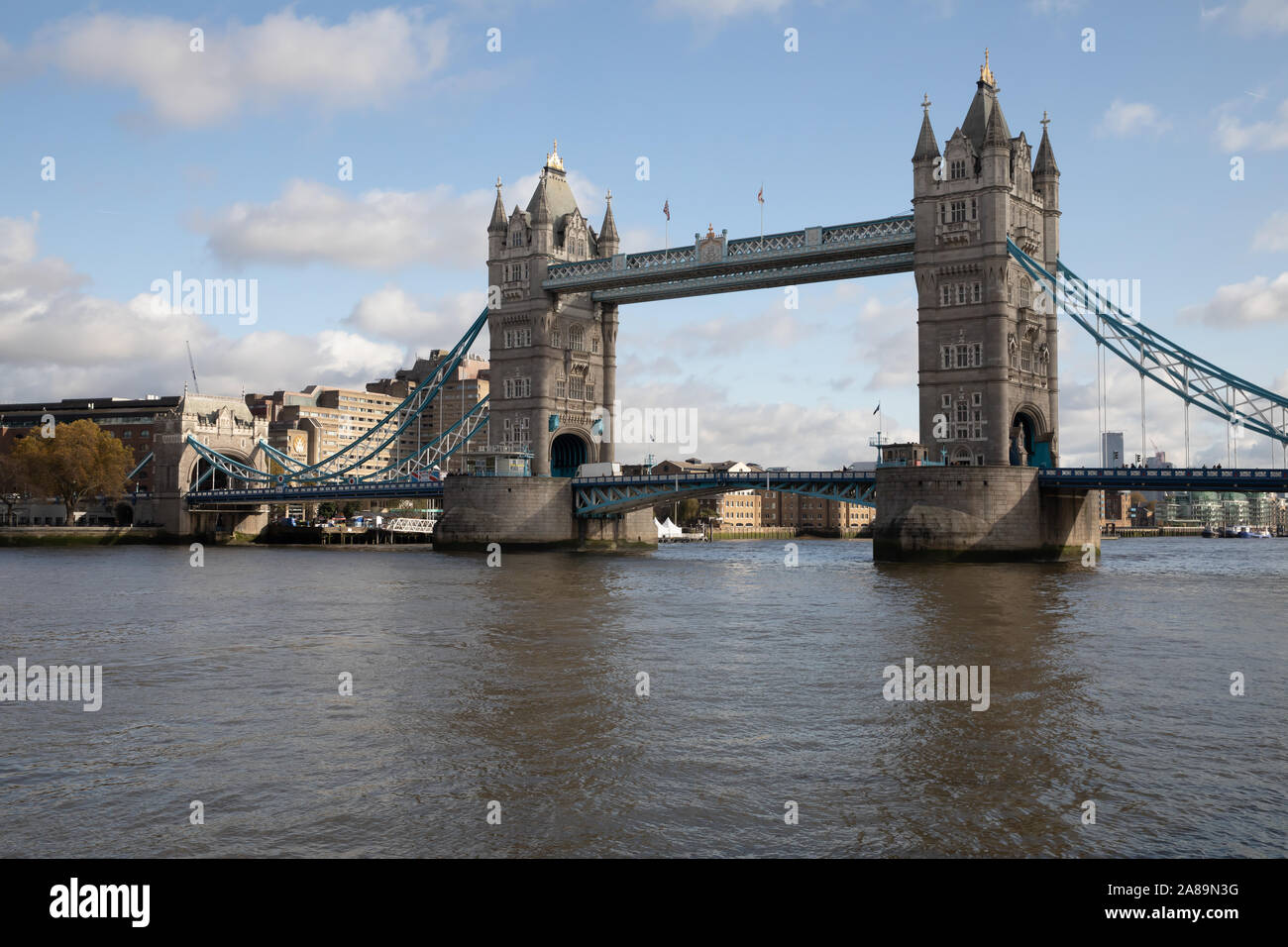 Historic bridge lifts hi-res stock photography and images - Alamy