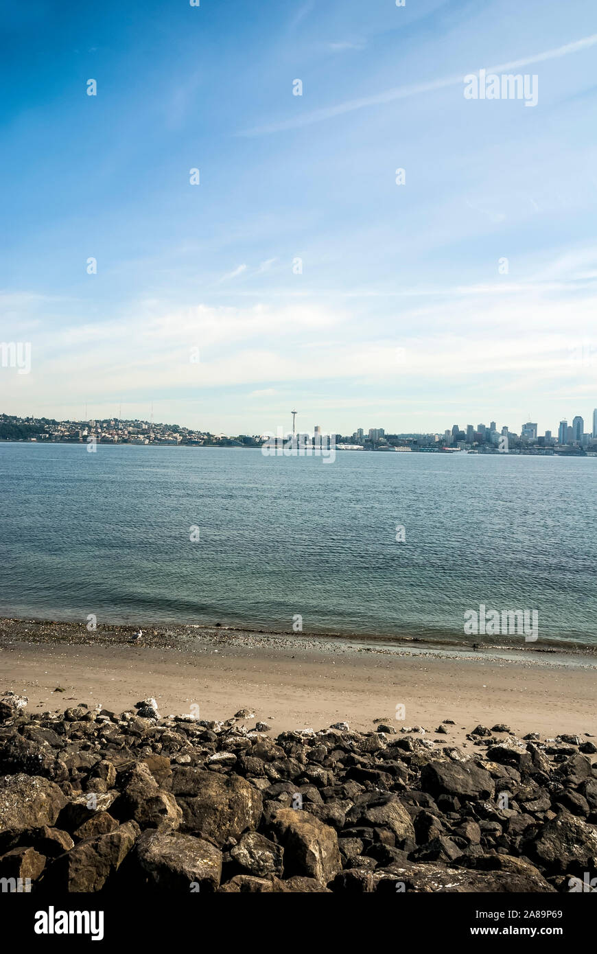 Seattle skyline from alki beach hi-res stock photography and images - Alamy