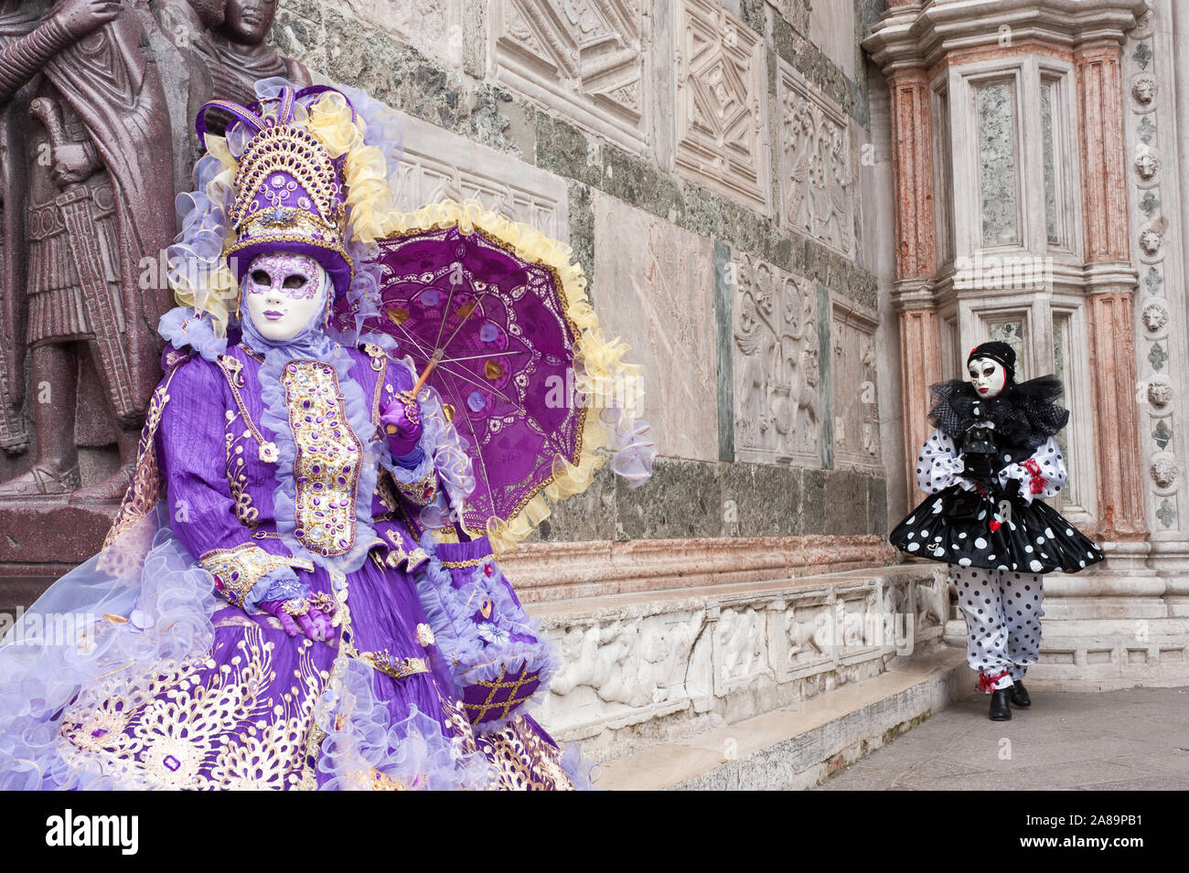 Clown venice carnival italy hi-res stock photography and images - Alamy