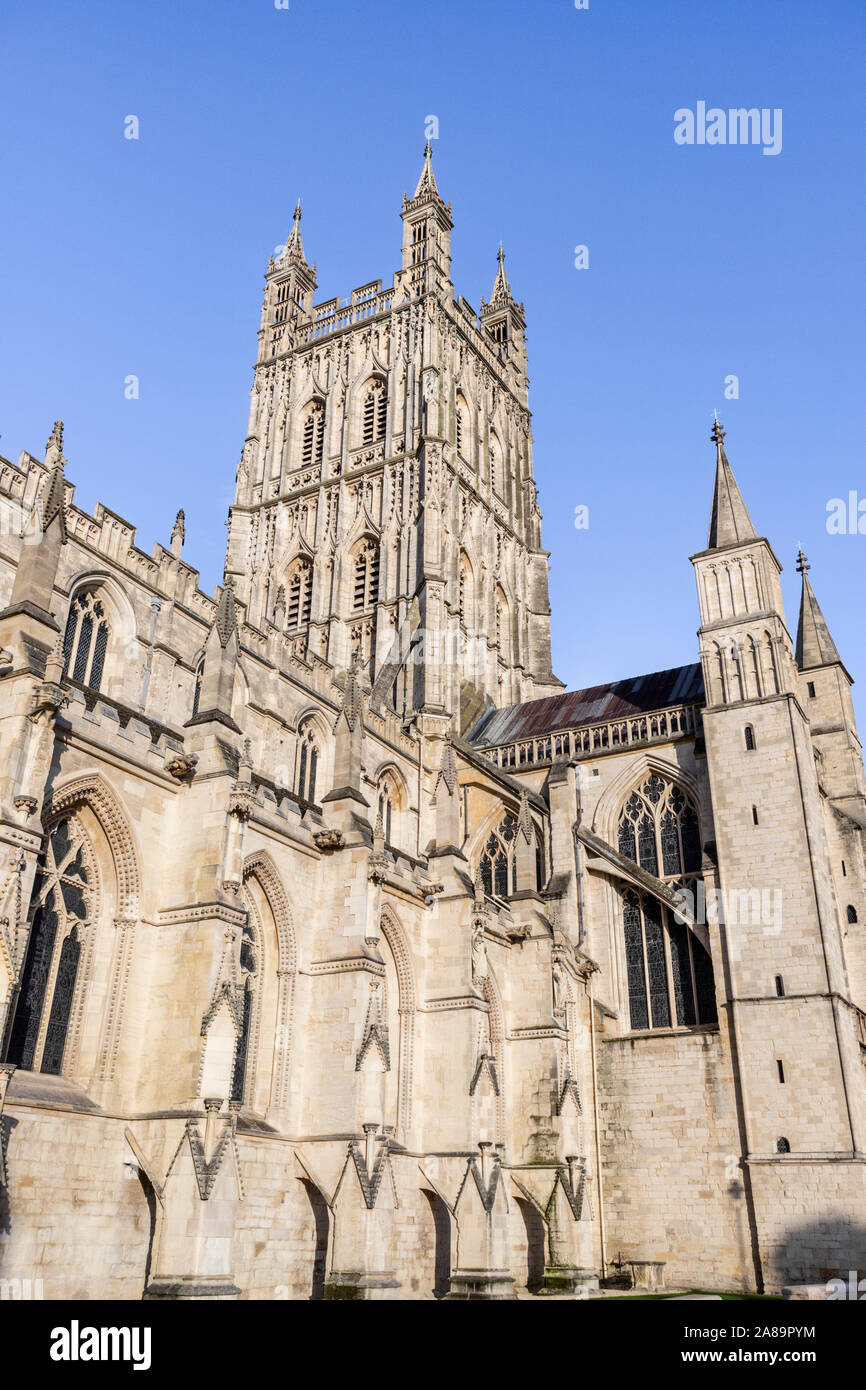 Gloucester cathedral tower hi-res stock photography and images - Alamy