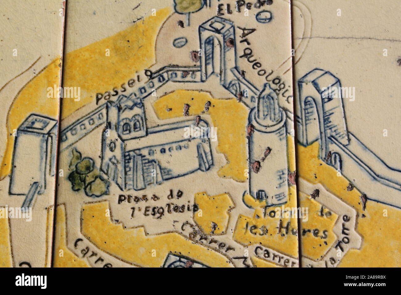 Tile map hi-res stock photography and images - Alamy