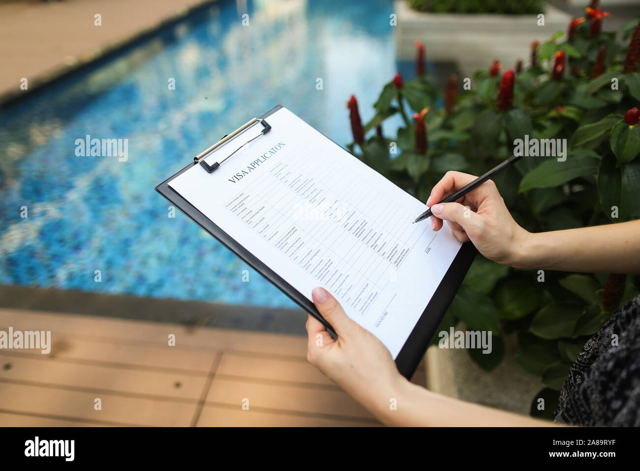 Apply online application form hi-res stock photography and images - Alamy