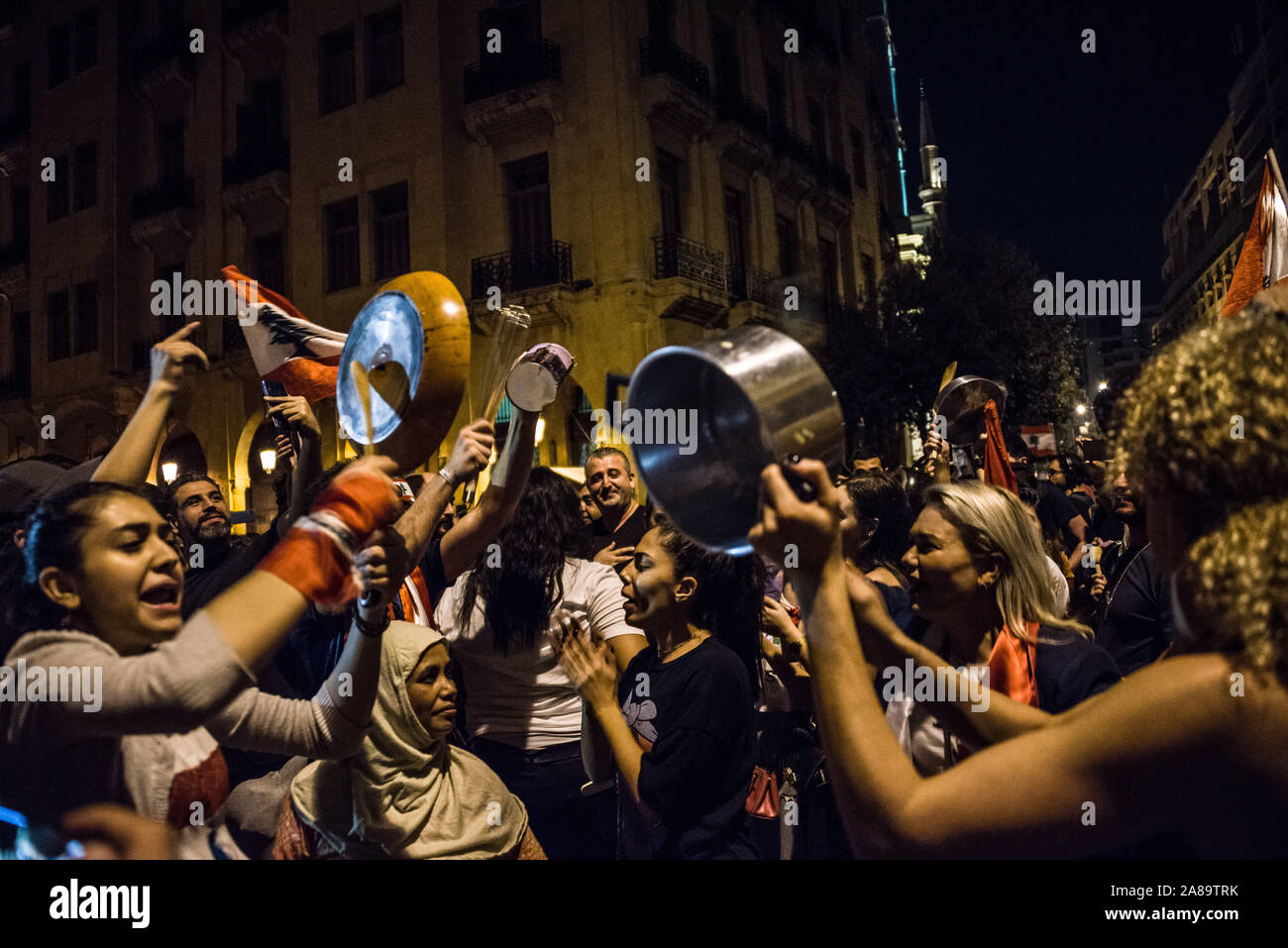 Protesters take to the streets, for a 22nd consecutive day in Beirut ...