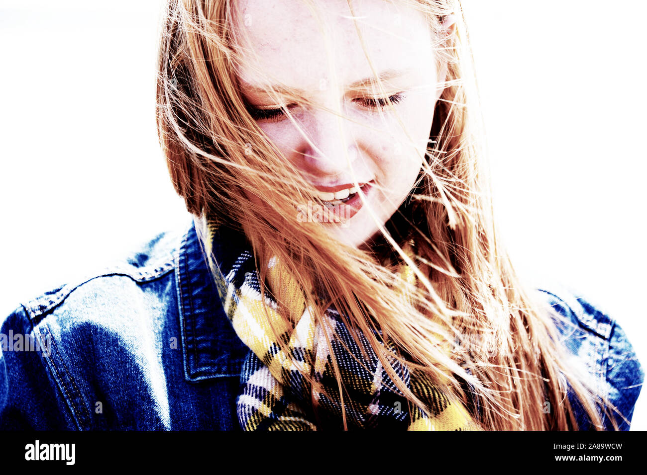 Wind swept hair hi-res stock photography and images - Alamy