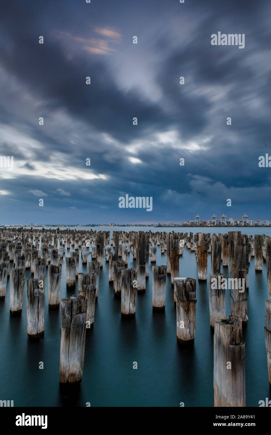 Storm clouds build over Princess Pier with an arriving thunderstorm ...
