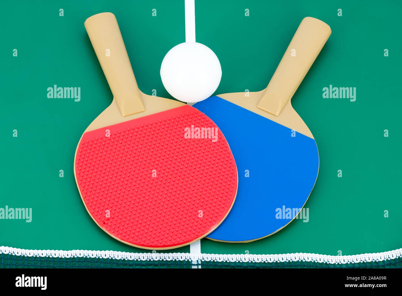 Ball table hi-res stock photography and images - Alamy