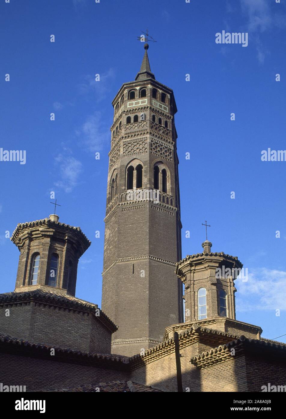 TORRE MUDEJAR ENTRE DOS CIMBORRIOS - S XIV (EDIFICIO DEL S XVIII ...