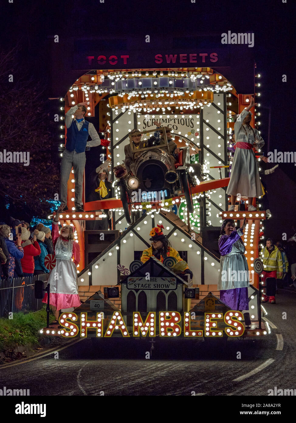 Burnham-on-Sea, Somerset, England, 4th November 2019. Float taking part ...