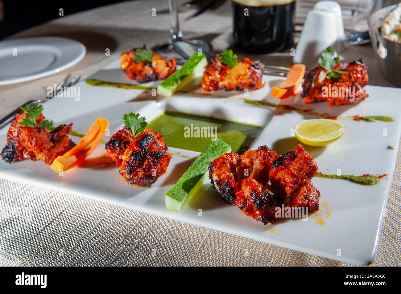 Tandoori chicken india hi-res stock photography and images - Alamy