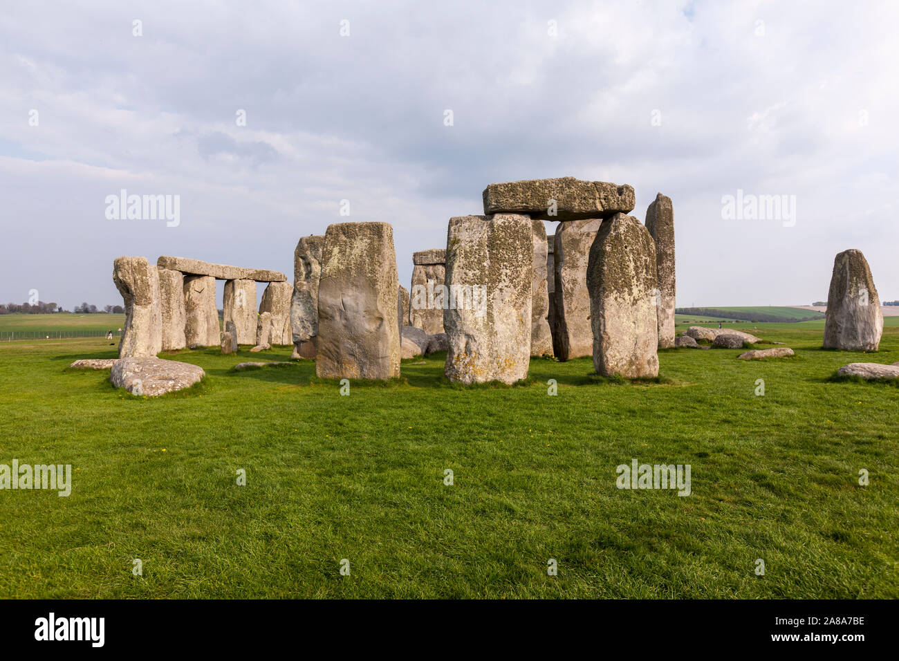 Stonehenge, a ring of standing stones, prehistoric monument, Wiltshire ...