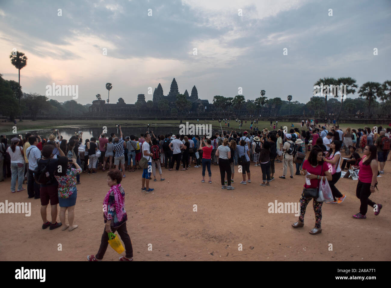 Angkor tours hi-res stock photography and images - Alamy