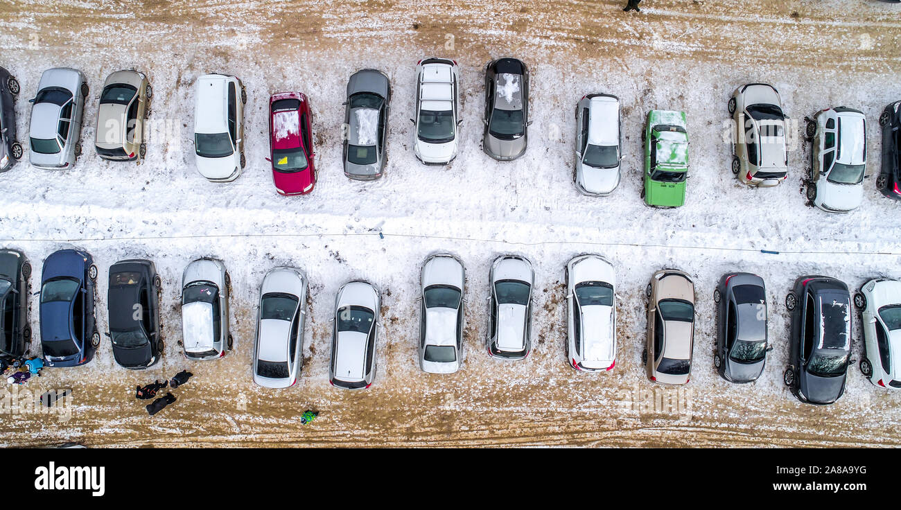 Cars from above hi-res stock photography and images - Alamy
