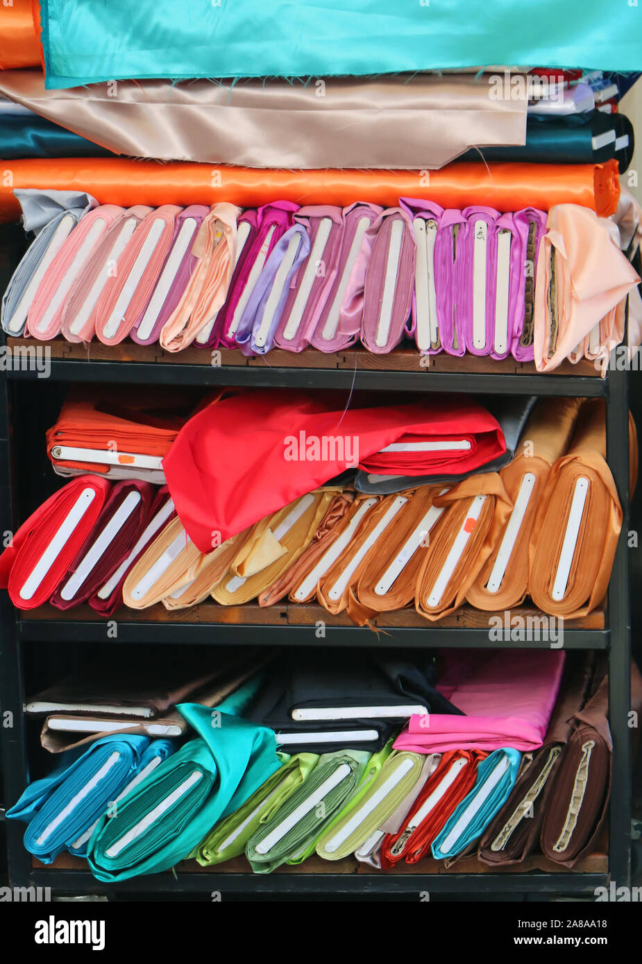 Textile materials hi-res stock photography and images - Alamy