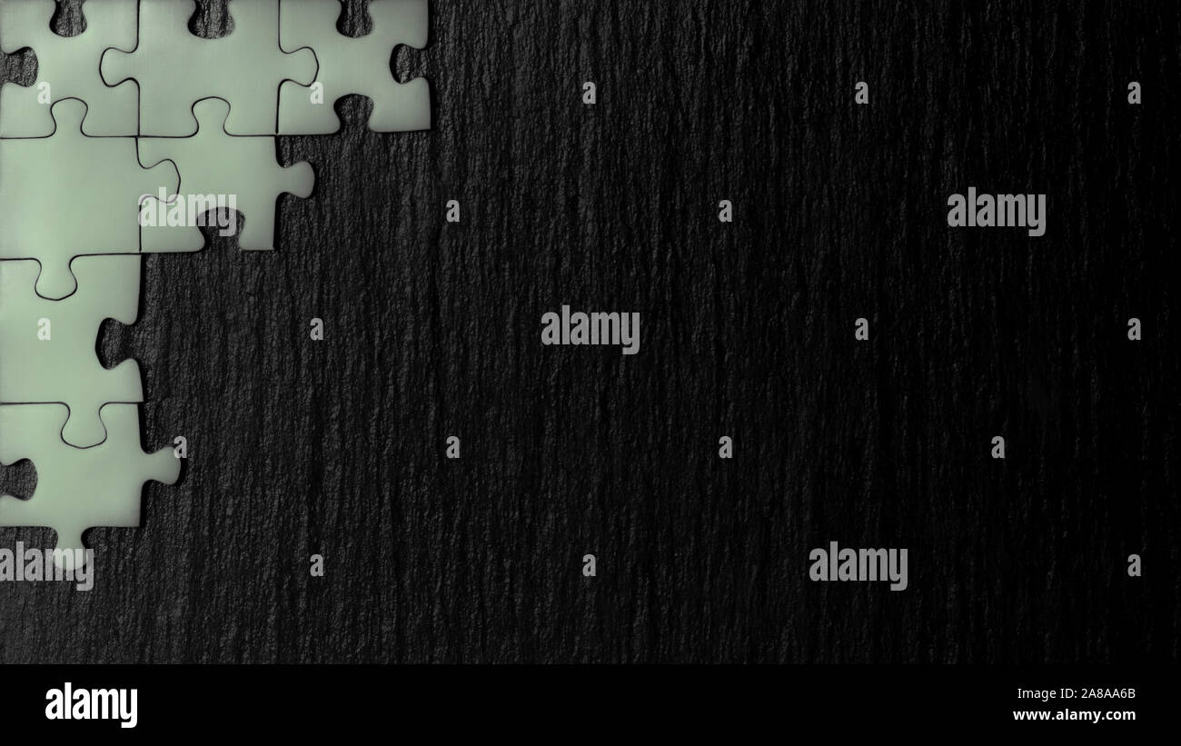 Black slate rock hi-res stock photography and images - Alamy