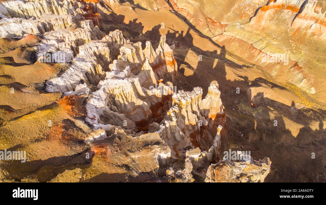 Pinnacles and shadows , Coal Mine Canyon Navajo Tribal Park, Arizona ...