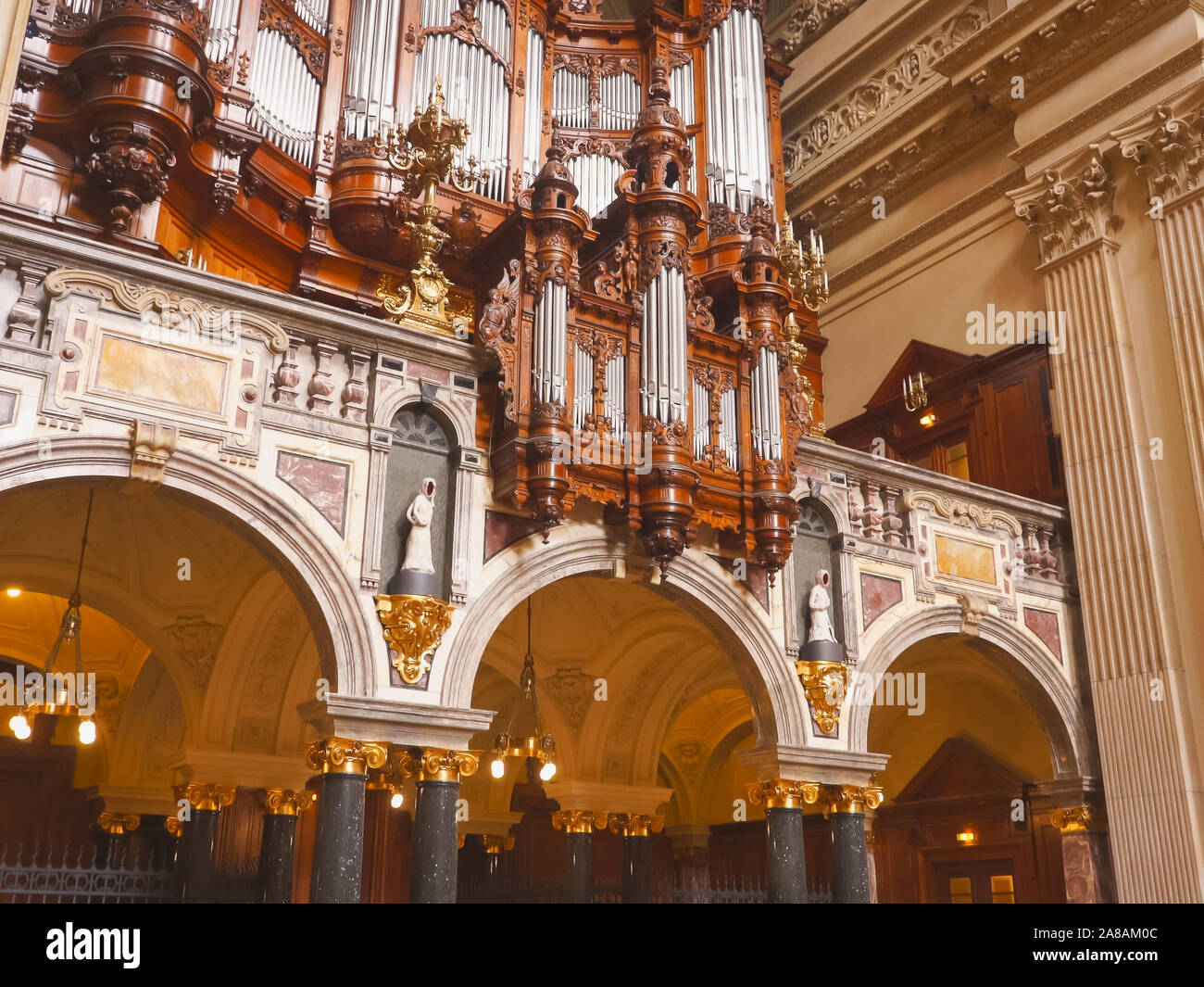 Organ cathedral berlin germany hi-res stock photography and images - Alamy