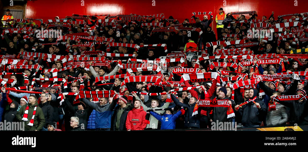 Football fans uk hi-res stock photography and images - Alamy