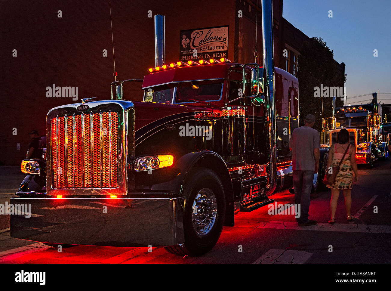 Peterbilt truck hi-res stock photography and images - Alamy