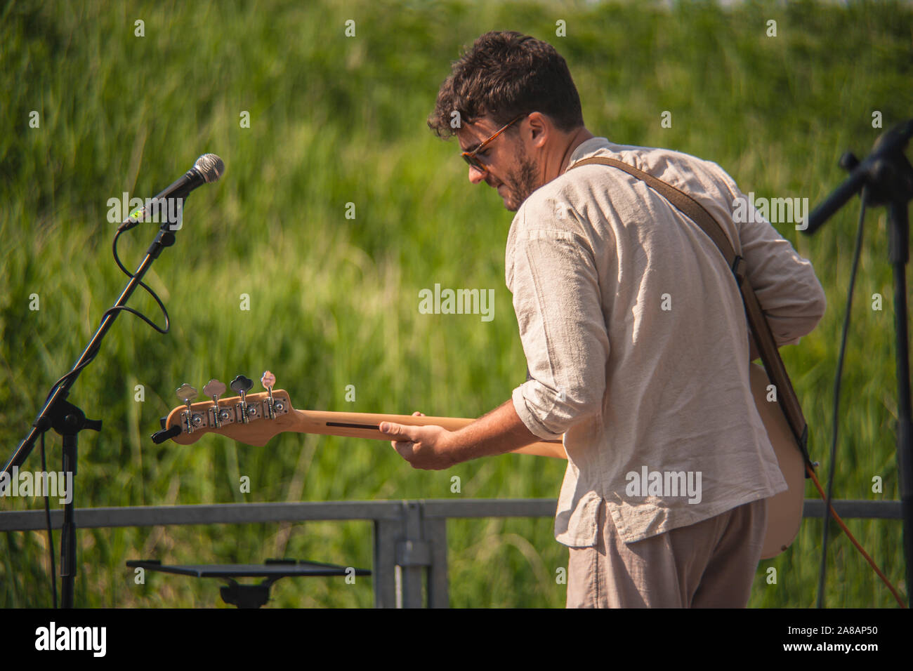 Bassist girl hi-res stock photography and images - Alamy