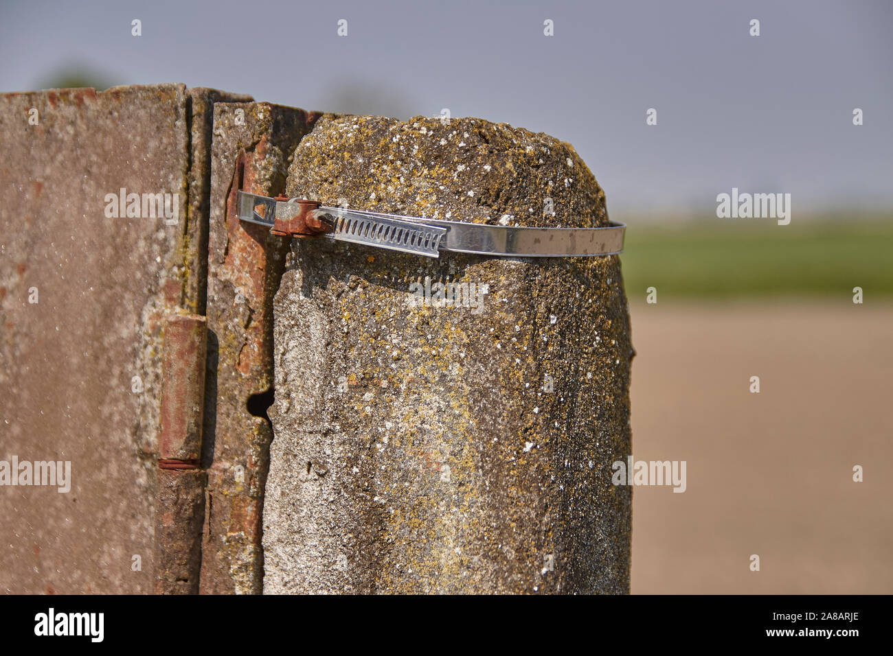 Detail of a metal clamp #2 Stock Photo - Alamy