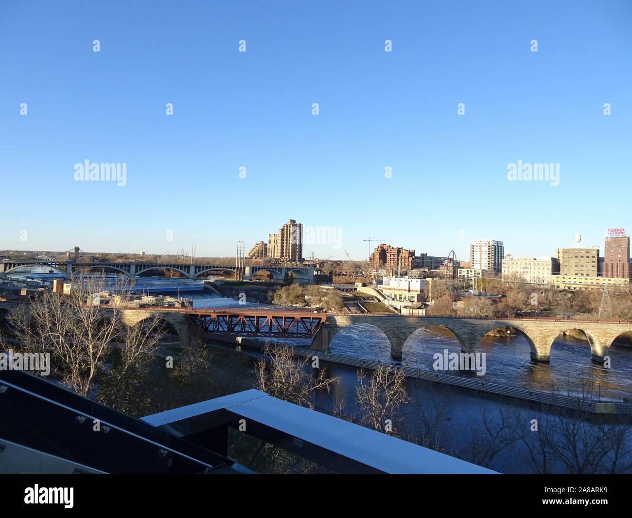 Lock and dam mississippi river hi-res stock photography and images - Alamy