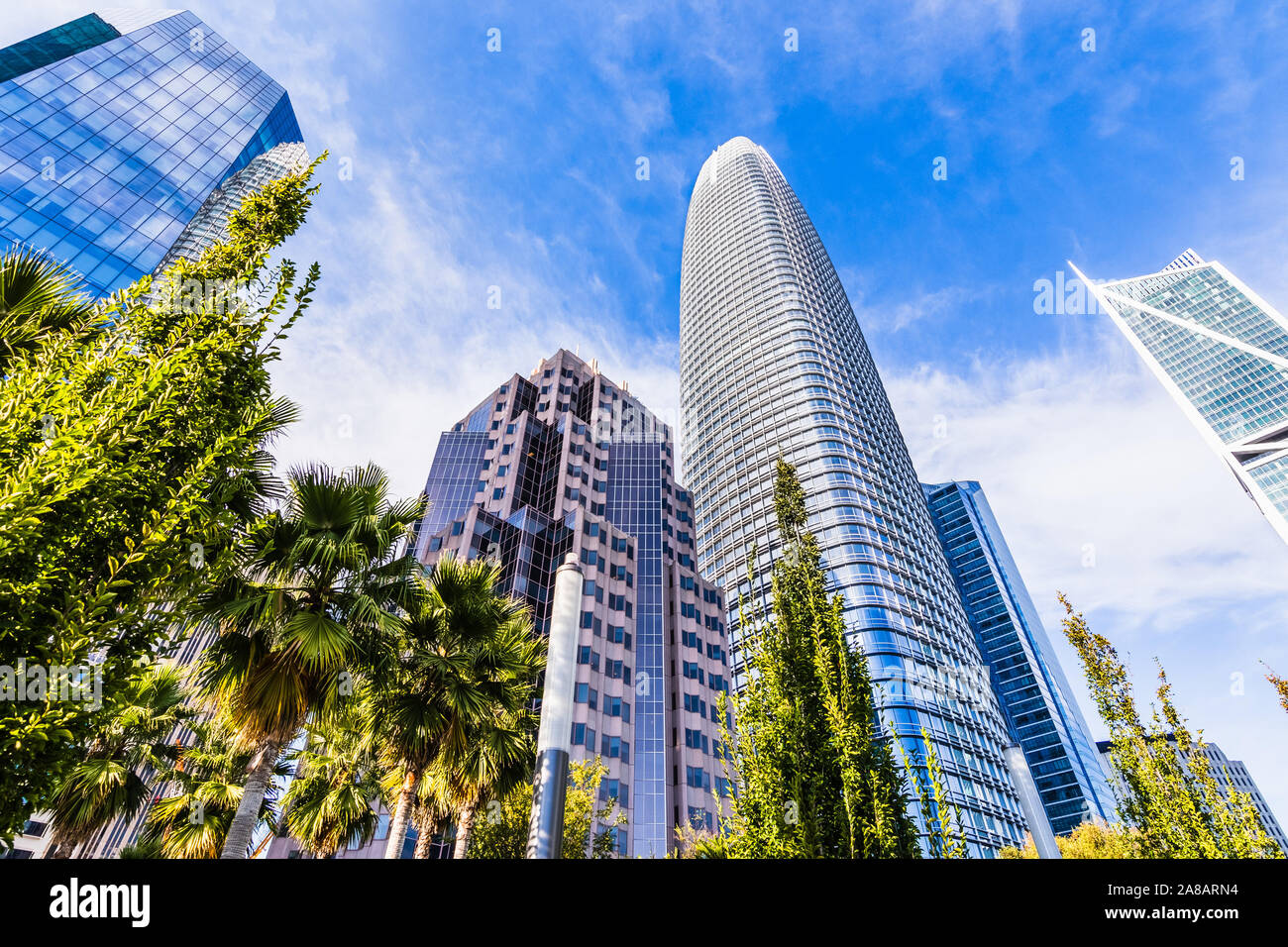 Salesforce tower roof hi-res stock photography and images - Alamy