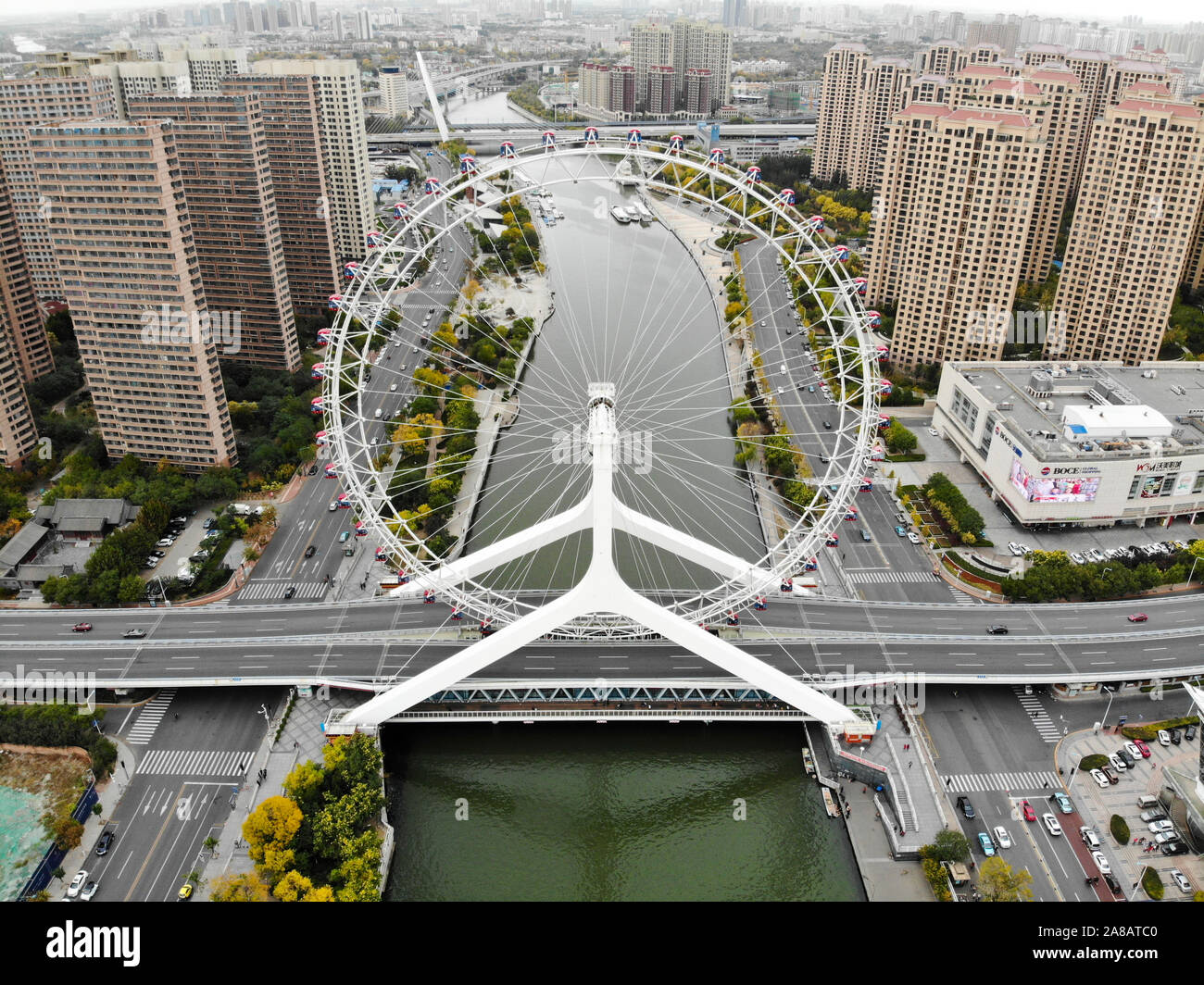 Aerial view cityscape of Tianjin ferris wheel. Famous Tianjin Eye ...