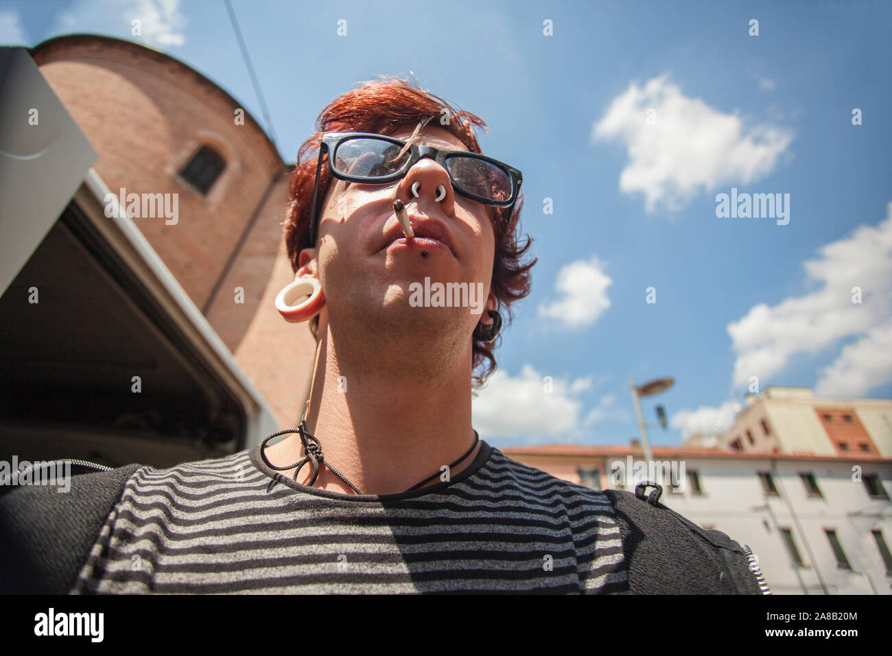 Skate punk hi-res stock photography and images - Alamy