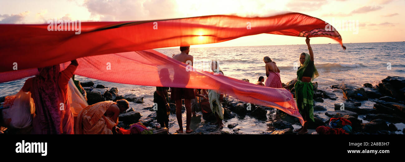 Women drying clothes in the wind, Rameswaram, Ramanathapuram, Tamil ...